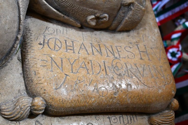 Bizonytalan maradt a Hunyadiak eredete – válasz a Magyarságkutató ...