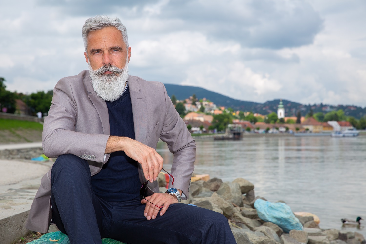 „Ez itt nem az otthoni, ellopott valóság” – Brüsszelben dolgozik a ...