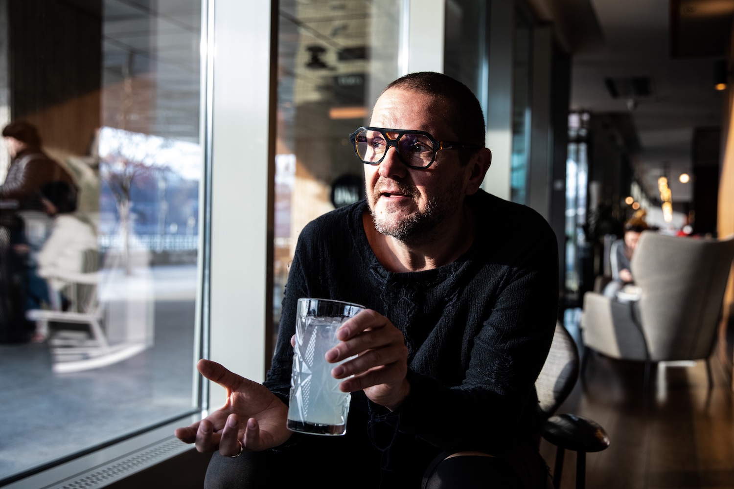 „Ha levágatja a farkát, akkor sem lesz nő!” – Lakatos Márk drag ...