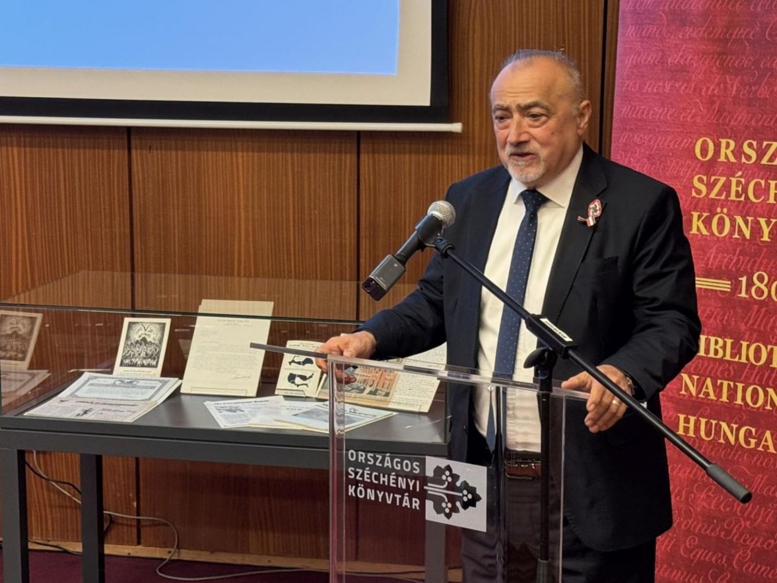 Ungváry Krisztián: Wass, Hankó és Takaró az Országos Széchényi ...